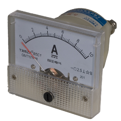 Ampermetar analogni 64x56x52mm 10A DC HUA85C1