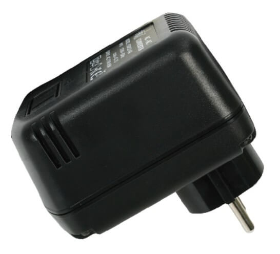 Autotransformator 230V AC – 110V AC 45W