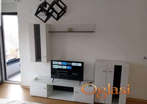 Dvosoban namešten stan,Salajka 43m2,parking-450e
