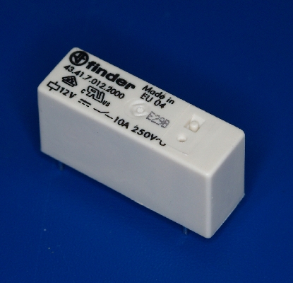 Relej F4341-24C 1 X ON/OFF, SPDT, 10A, 24V, 2200Om, RM3.2, kontra izvodi