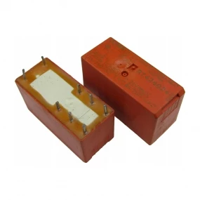 Relej RT424024 24V 8A 2xM+R
