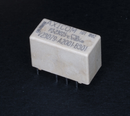 Relej V23079A1005B301 DPDT 2A 24V 4114R