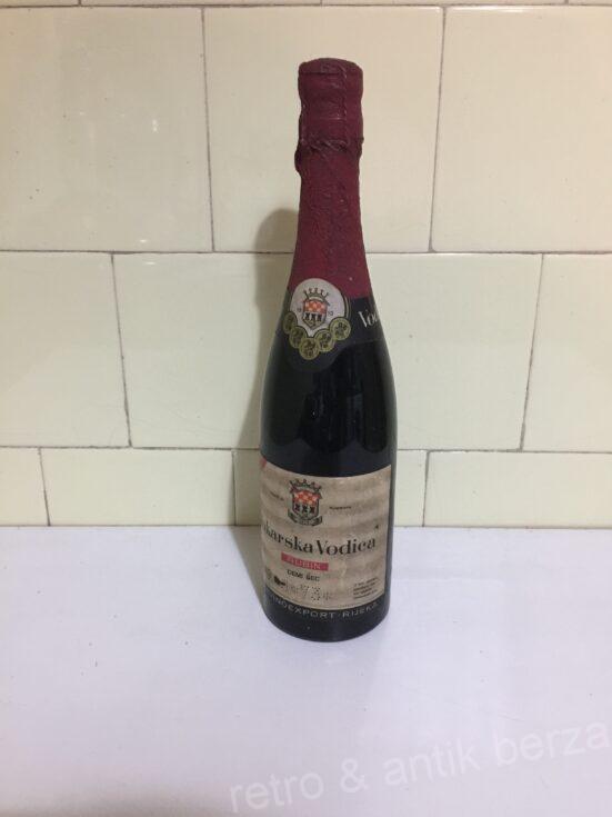 PENUŠAVO VINO IZ 1973. BAKARSKA VODICA – RUBIN – RIJEKA – JUGOSLAVIJA