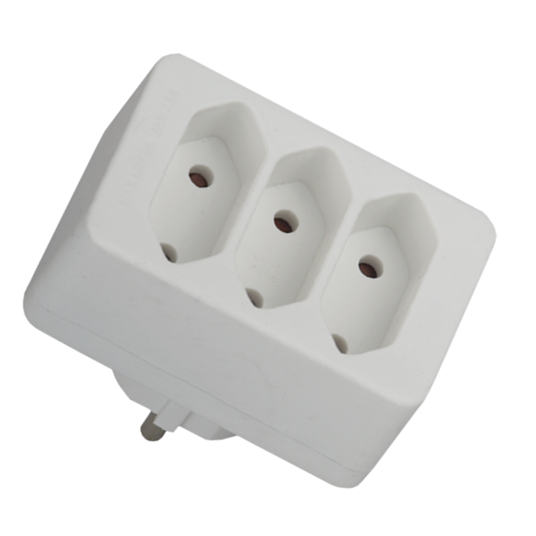 Razvodnik euro trostruki 16a 250v, beli