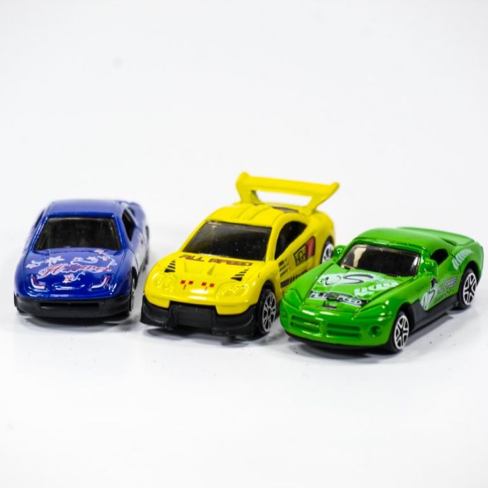 Automobil
