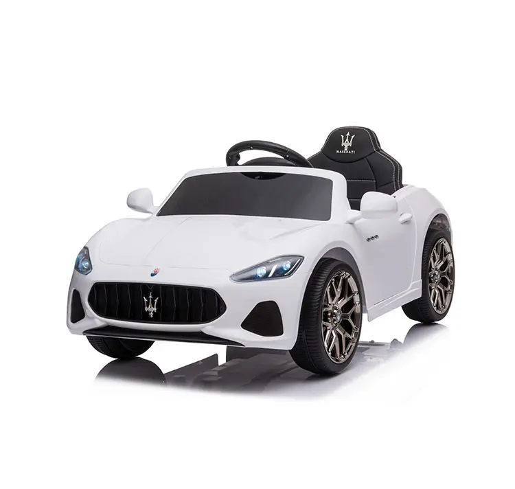 Eurobajk Automobil na akumulator za decu Maserati Gran Cabrio, Beli