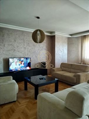 Luksuzna kuća od 100m² sa velikom terasom i pogled