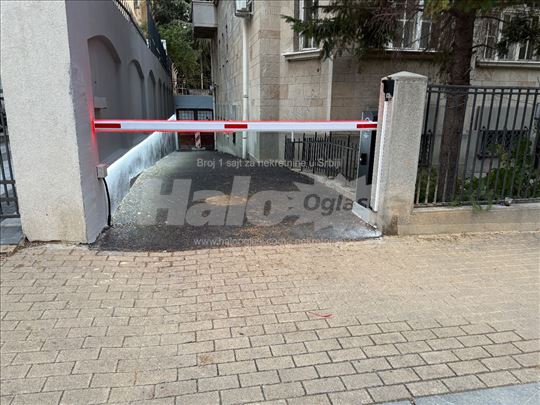 Lux garaza, servis ili visenamenski prostor Vracar