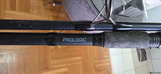 Set štapova za pecanje od 4 komada i 1 za stap za