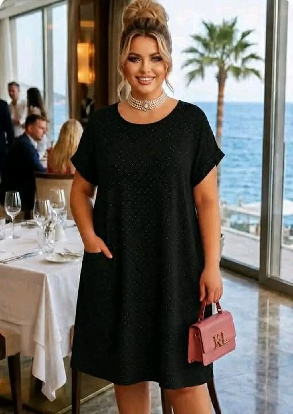 Ženska haljina za punije dame A‑kroja sa diskretnim tačkicama. - Kroj