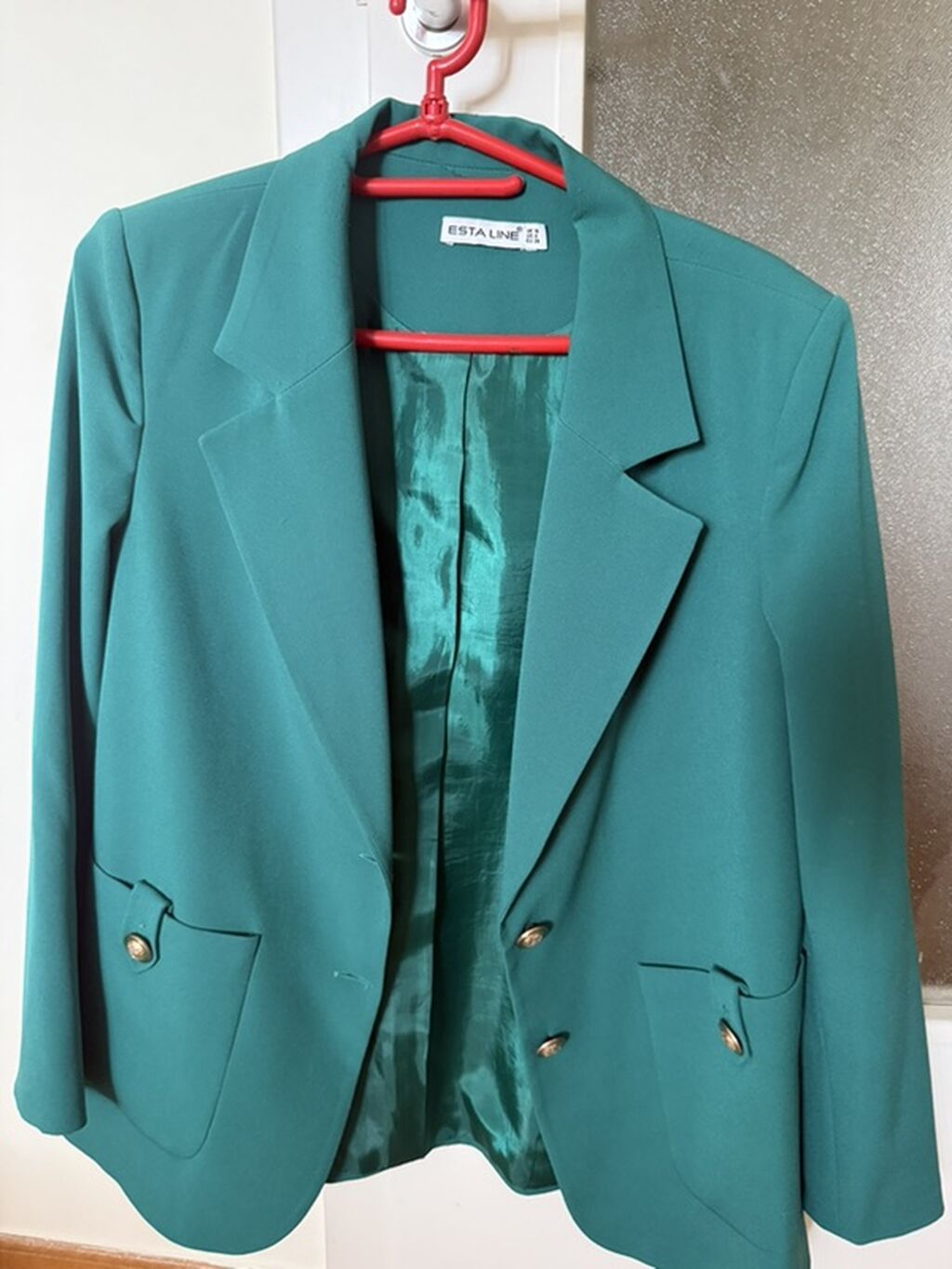 Ženski elegantni komplet – sako i pantalone, brend ESTA LINE. - Boja