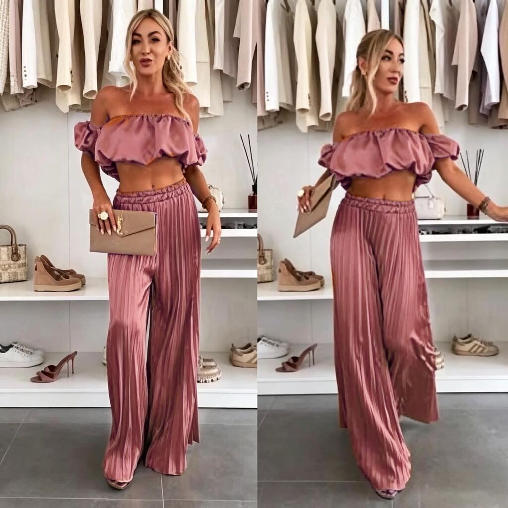 Komplet – plisirani široki pantalone i kratki bardot top. - Model crop