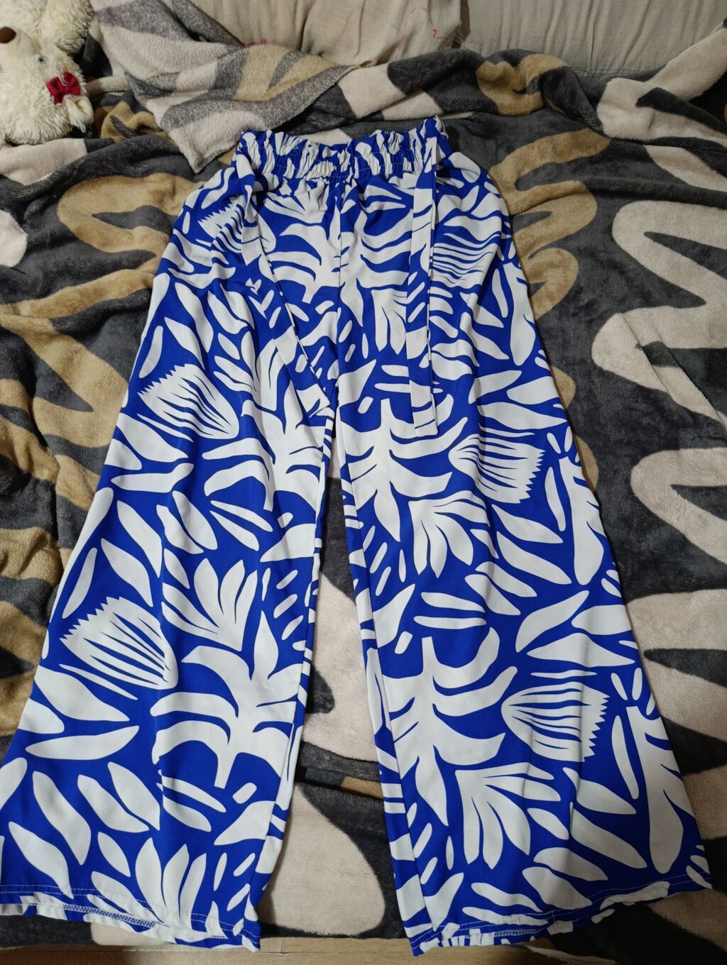 Ženske letnje pantalone sa širokim nogavicama - Model: široke palazzo