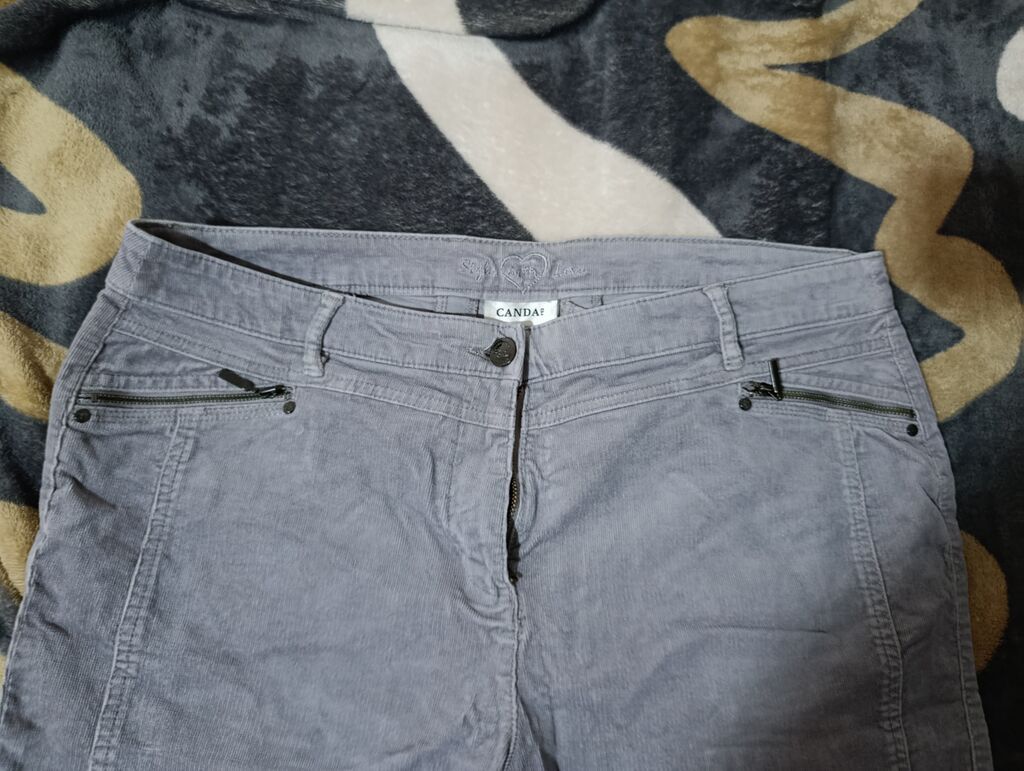 Sive ženske somot pantalone CANDAE - Materijal: somot (kord) sa