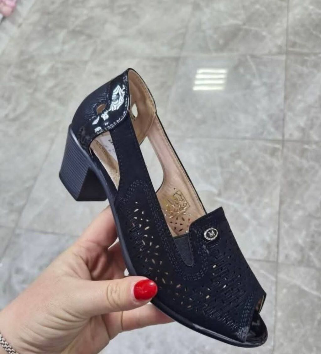 Proleće je tu Stigli su nam novi modeli Dostupni brojevi 36-41