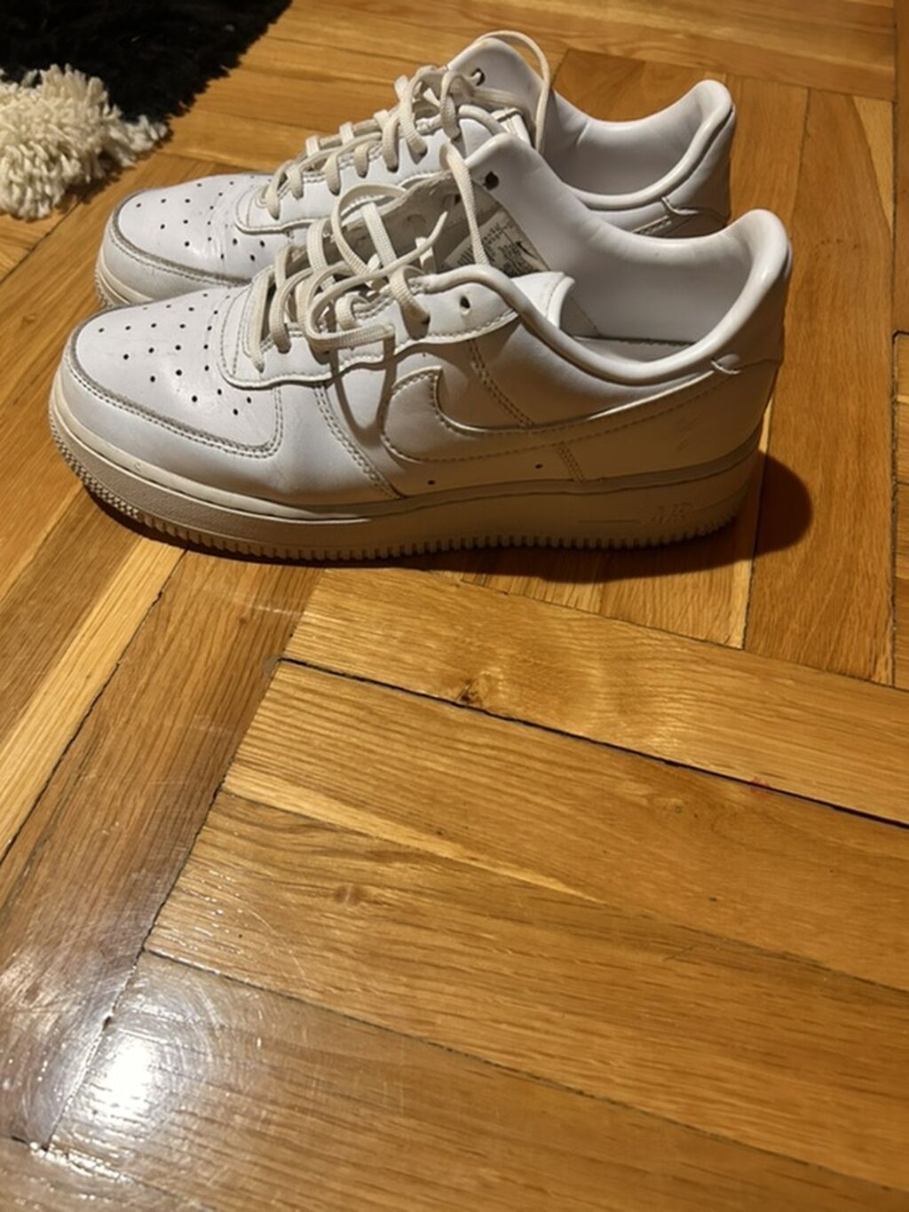 Nike Air Force 1 ’07 Low, bele patike - Model: Air Force 1 ’07 Low -