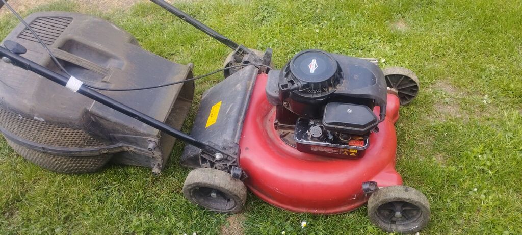 Benzinska kosilica za travu sa sakupljačem - Motor Briggs &