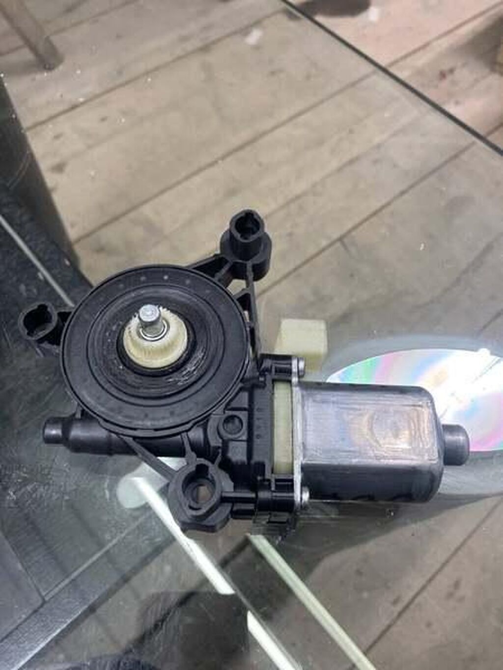 MOTORIC PODIZACA STAKLA ZA AUDI A3 - 5Q0959802B | Motoric prednjih