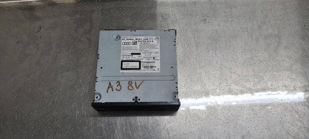 RADIO ZA AUDI A3 - 8V0035874B | Radio Audi A3