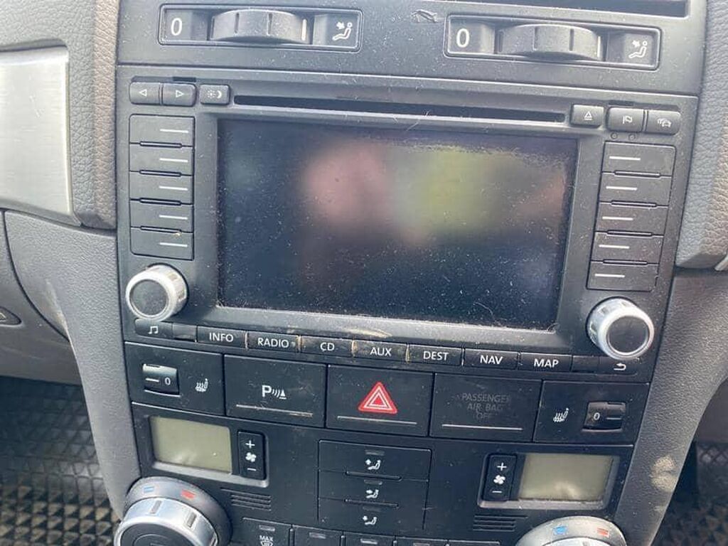 RADIO ZA VOLKSWAGEN TOUAREG | Radio za Touareg 2008