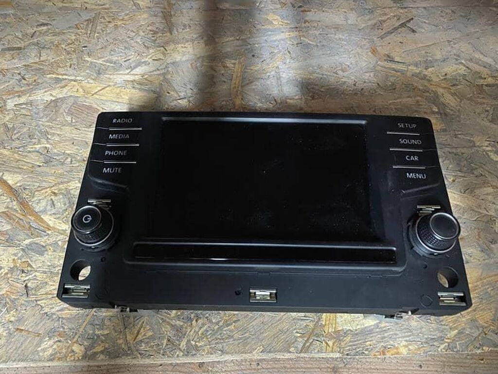 RADIO ZA VOLKSWAGEN PASSAT B8 | Radio za Passat B8 (300-H)