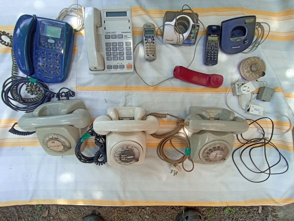 Fiksni telefoni sa slike, cena je za sve sa slike 4000 din
