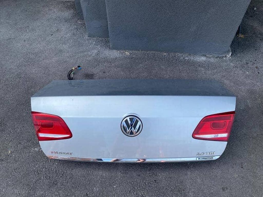 ZNAK ZA VOLKSWAGEN PASSAT B7 | Znak na gepek vratima za Passat B7