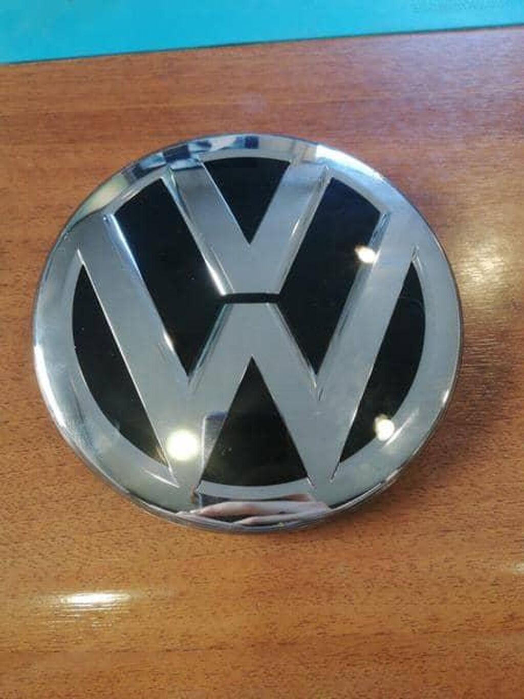ZNAK ZA VOLKSWAGEN ARTEON, GOLF 7, GOLF SPORTSVAN . - 3G0853601A |