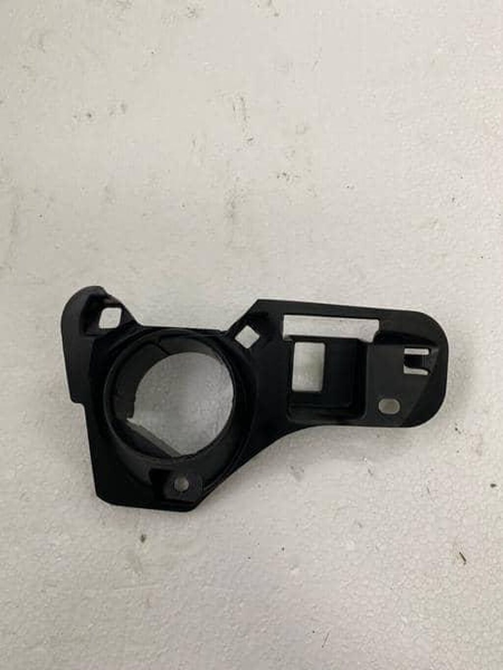 DRZAC CASE ZA SEAT LEON - 5F1857289 | Drzac u suvozacevoj pregradi