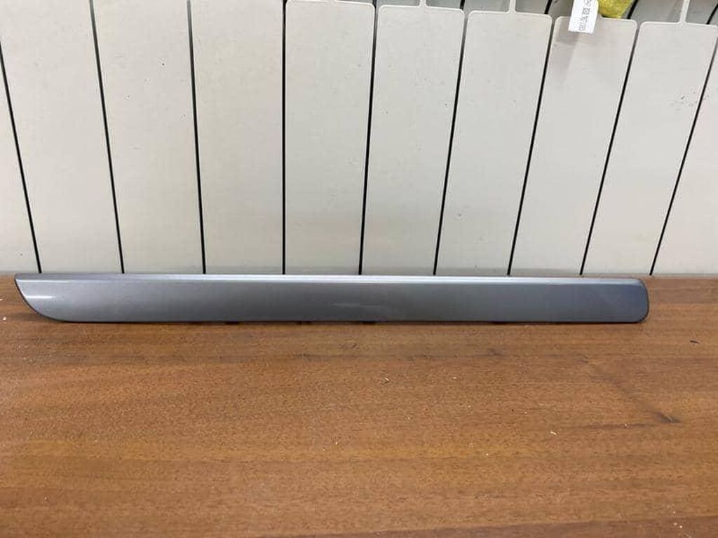 LAJSNA TABLE ZA VOLKSWAGEN GOLF 6 - 5K2858415B | Lajsna instrument