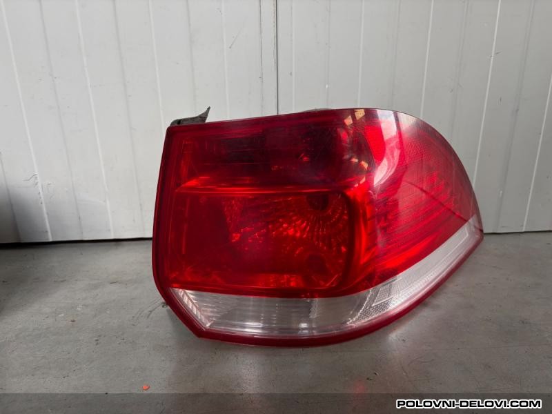 Volkswagen Golf 5 Svetla I Signalizacija