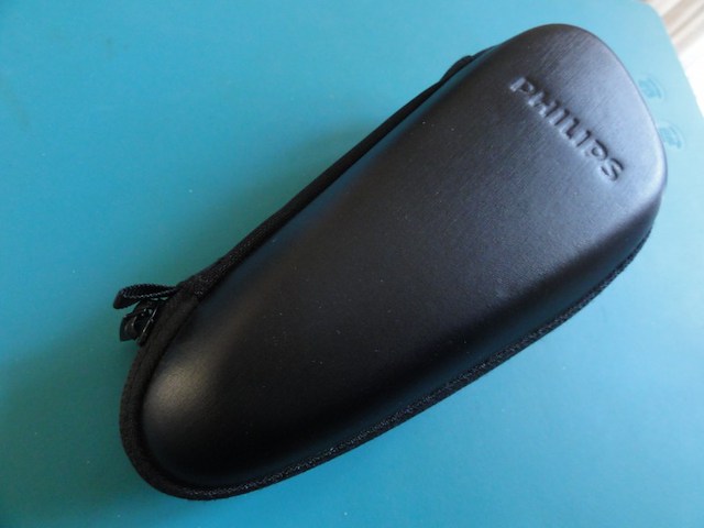 PHILIPS Series 7000 futrola aparata za brijanje