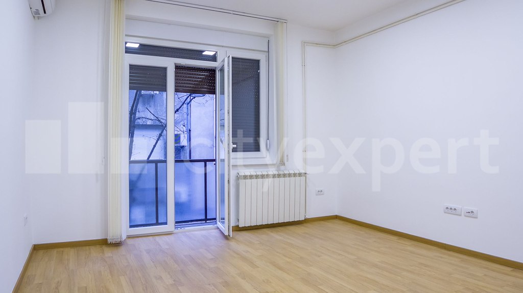 Poslovni prostor za izdavanje BEZ PROVIZIJE: Ostalo, 74m², Svetog Save, Vračar - 950€