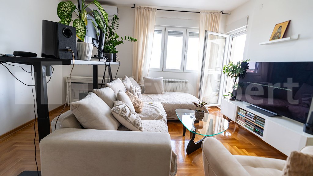 Stan za izdavanje BEZ PROVIZIJE: Trosoban, 72m², Dušana Krstića, Novi Beograd - 700€