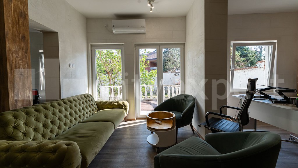 Poslovni prostor za izdavanje BEZ PROVIZIJE: Troiposoban, 105m², Andre Nikolića, Savski venac - 1200€