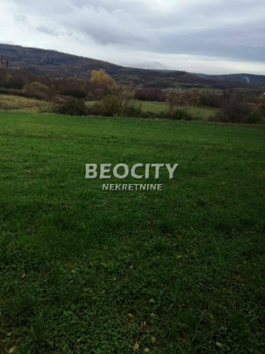 Plac, Beograd - Voždovac | Prodaja · 2900m² · 232.000€