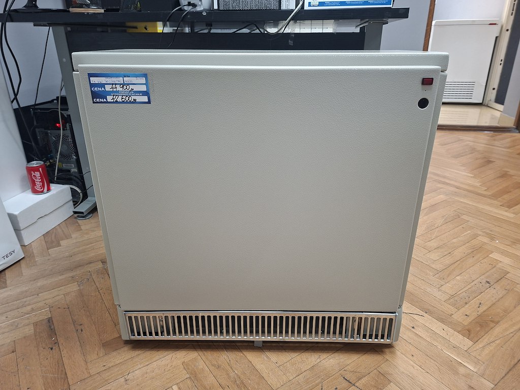 TA PEĆ MAGNOHROM , 2.5 KW