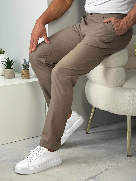 Muške regular pantalone – udoban i elegantan model