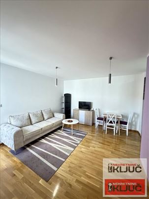 Telep, 40m2, Jednoiposoban, Namešten