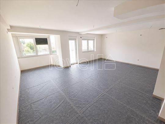 Stan,Novi Sad,Klisa,kv: 137.00