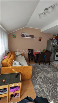 Stan,Novi Sad,Bulevar Oslobođenja,kv: 39.00