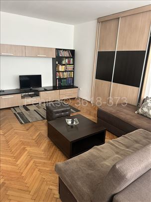 Novi Beograd, Mercedes, terasa, ID-10576