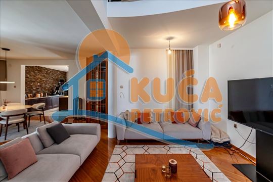 Lux kuća 426m2, Čalije
