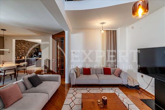 Lux kuća 426m2, Čalije