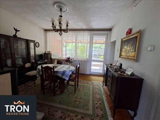 Kuća na 200m od pijace 172m2