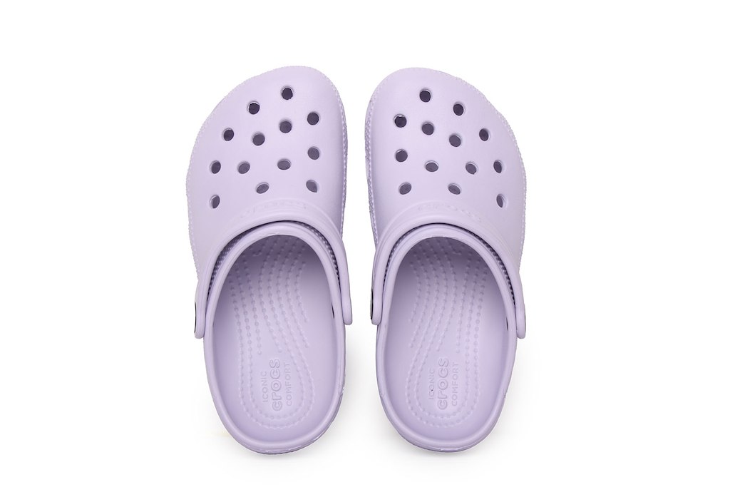 Crocs 
Gumene papuče
- Classic Clog K