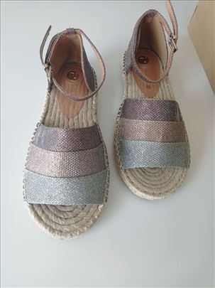 River island metalic sandale vel.39 NOVO