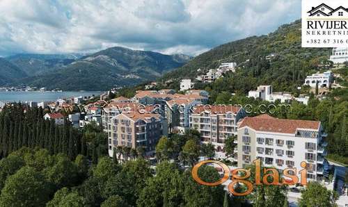 Na prodaju dvosoban stan u luksuznom stambenom kompleksu Tivat