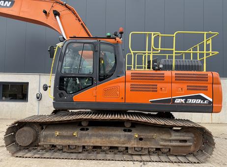 Bager Doosan DX300LC-7
