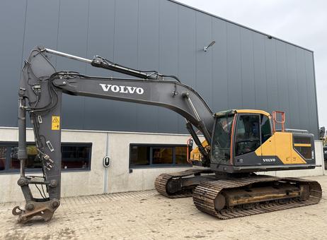 Bager Volvo EC250EL